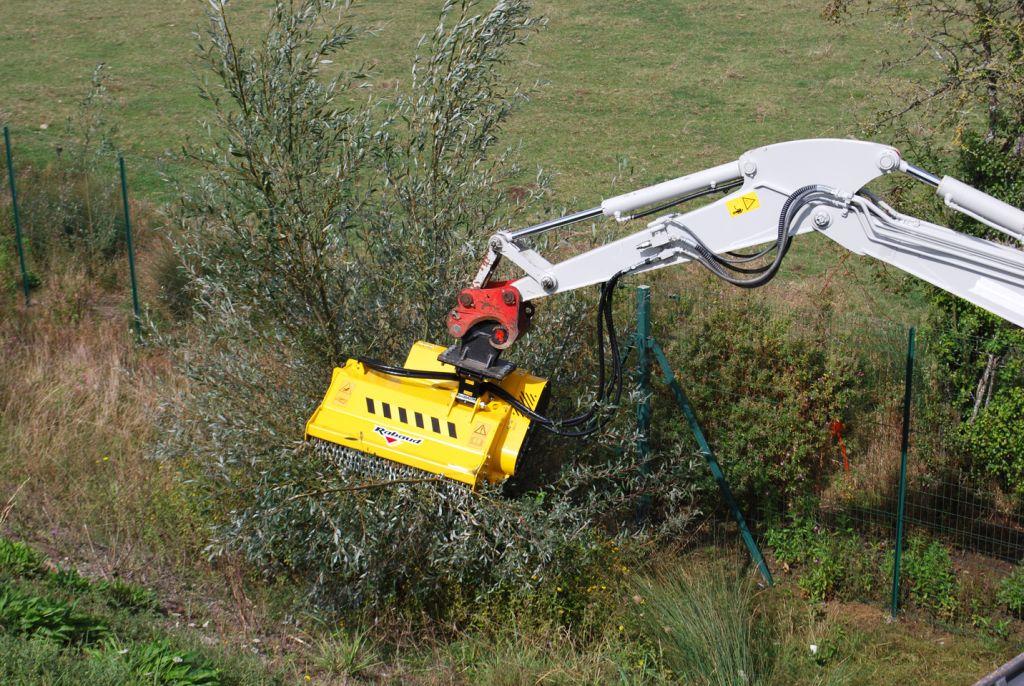 Rabaud Broyeurs Forestiers Pour Pelle 2 5 12 T Avec Marteaux Mobiles